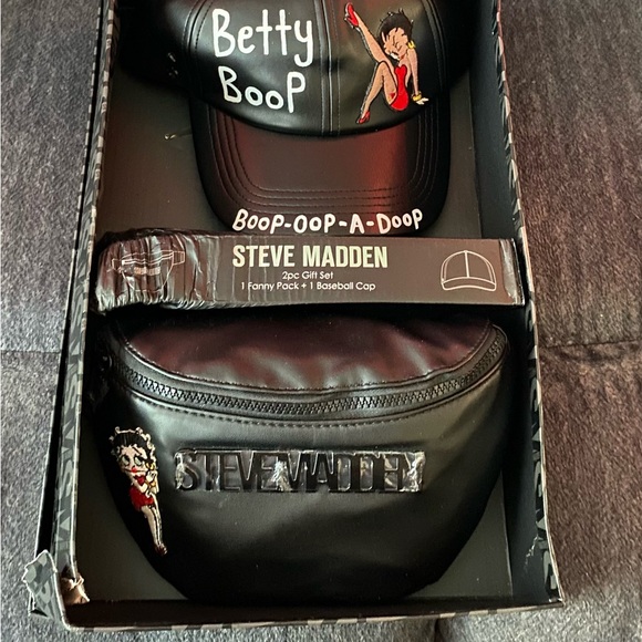 Steve Madden | Accessories | Nwt Steve Madden Custom Black Betty Boop ...
